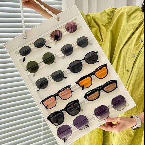 Boutique | Storage & Organization | New 2 Slot Storage Sunglasses ...